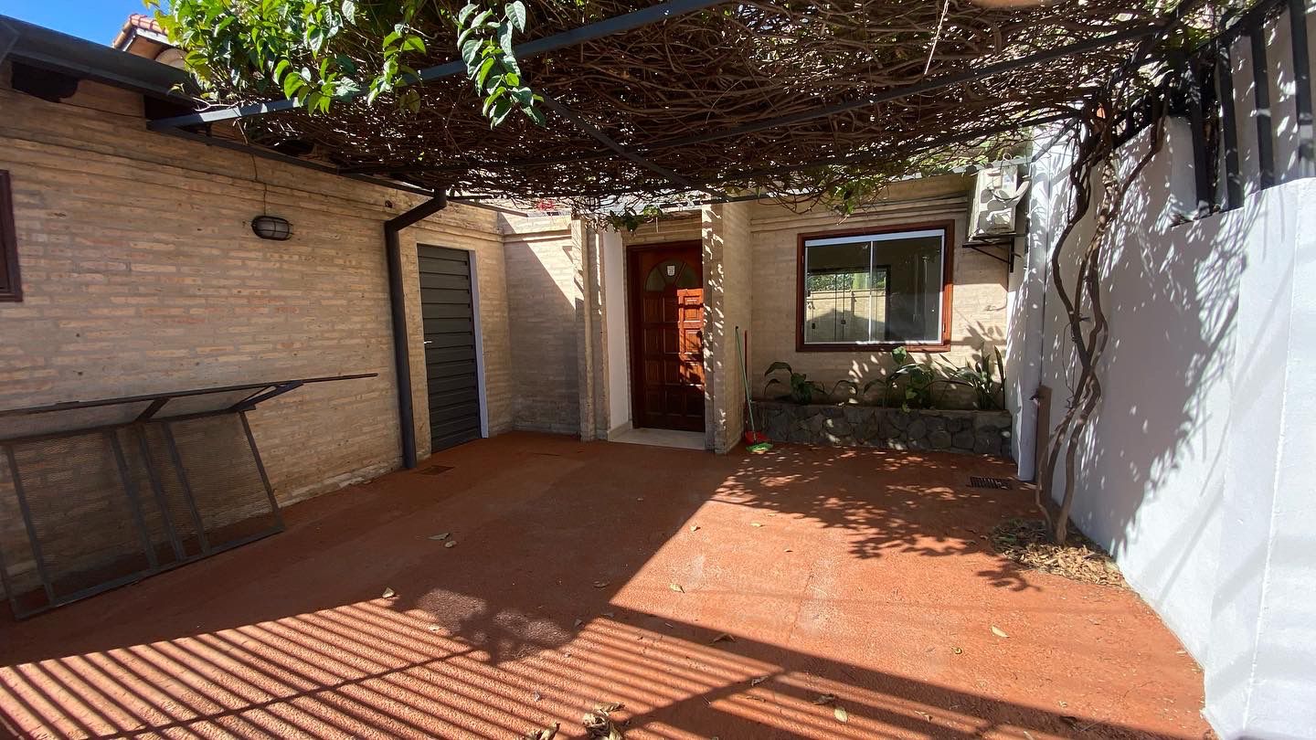 Alquilo Duplex . Ref #X4D3C0 - infocasas.com.py