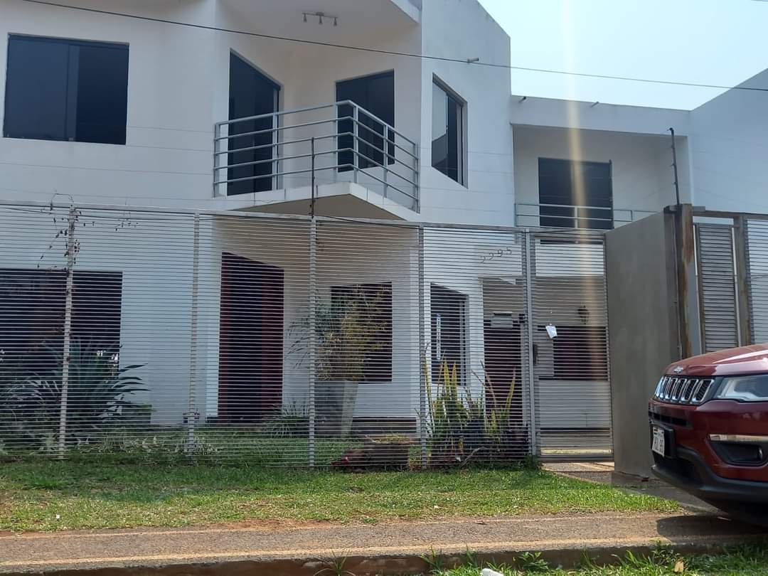 ALQUILO CASA EN FERNANDO DE LA MORA. Ref #D93E27 - infocasas.com.py