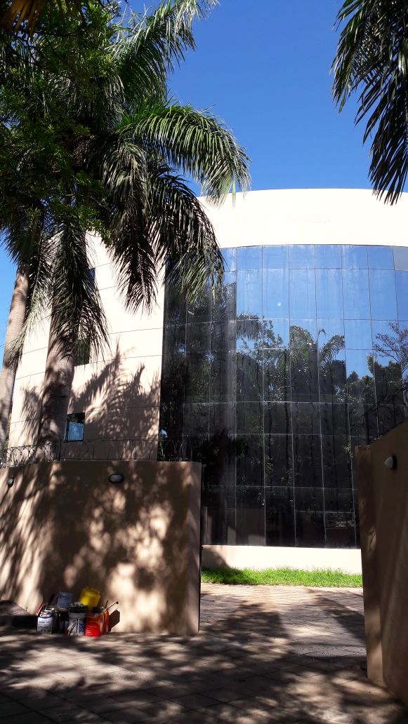 ALQUILO EDIFICIO CORPORATIVO ZONA CLARO MCAL LOPEZ - LCO4646765. Ref #Q57352 - infocasas.com.py