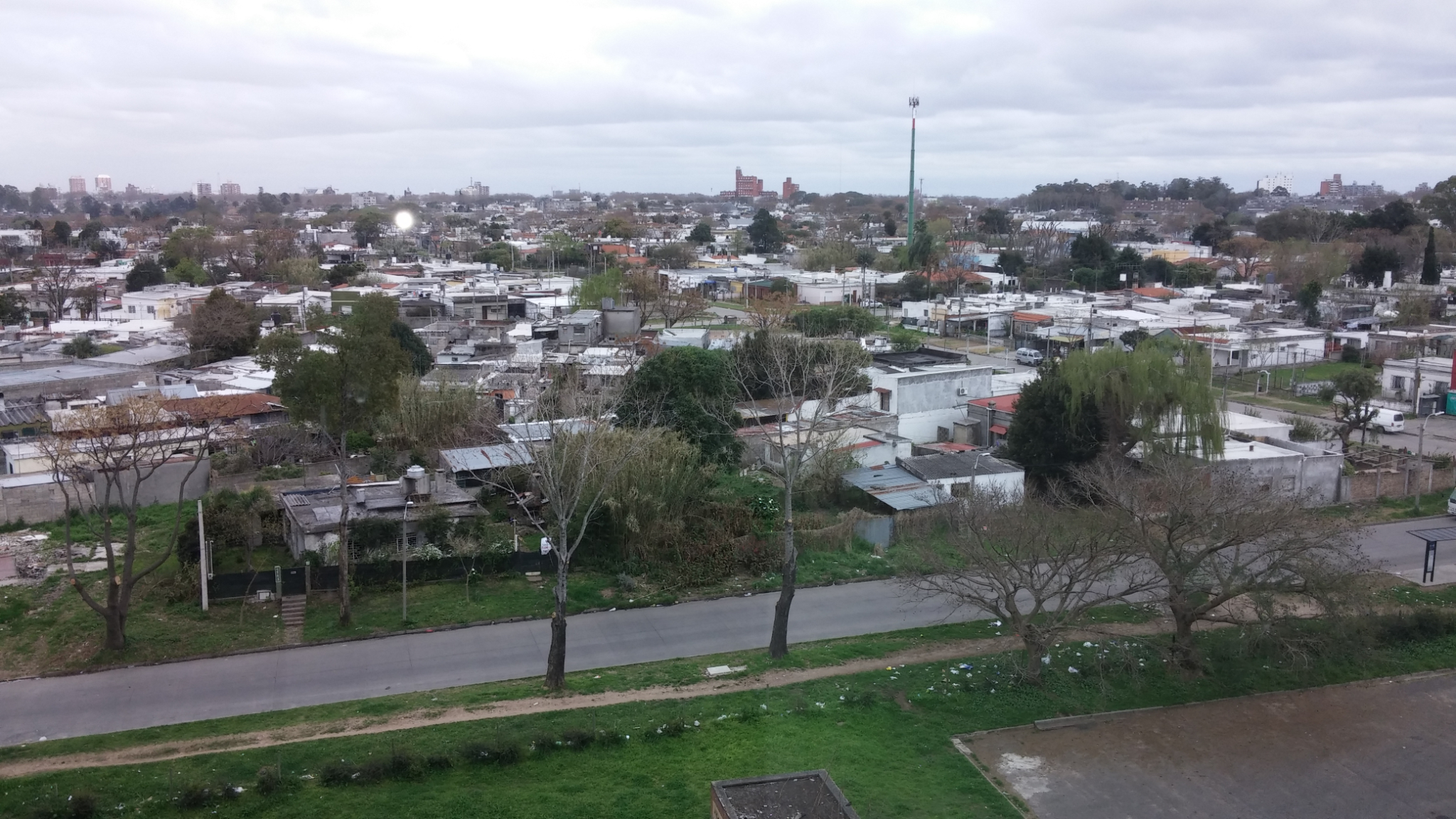 Apto Piso Alto Muy Buen Estado En Alquiler Malvin Norte. Ref. #E3FF1 ...