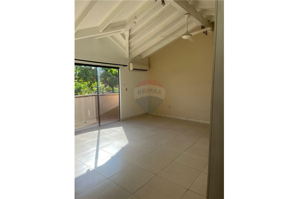 ALQUILO HERMOSO DUPLEX. Ref #J6F257 - infocasas.com.py