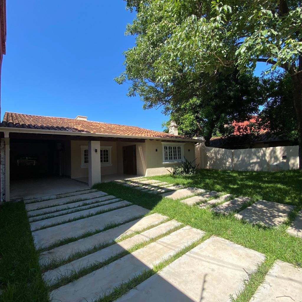 ALQUILO. Casa en el barrio Herrera de Asunción, ideal para oficinas.. Ref #B4A715 - infocasas.com.py