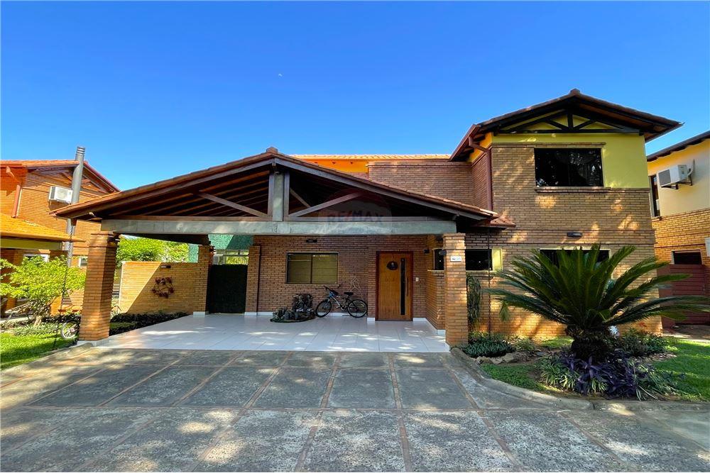 VENDO HERMOSA CASA EN CONDOMINIO - BARRIO CERRADO BOULEVARD / LAGUNA GRANDE. Ref #Y51B77 ...