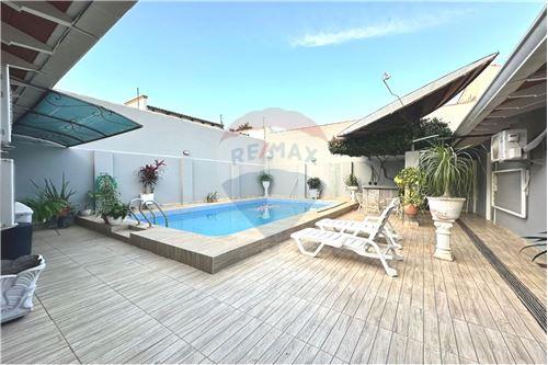 Alquilo Hermosa Casa en Barrio Kennedy - Lambaré. Ref #O47F38 - infocasas.com.py