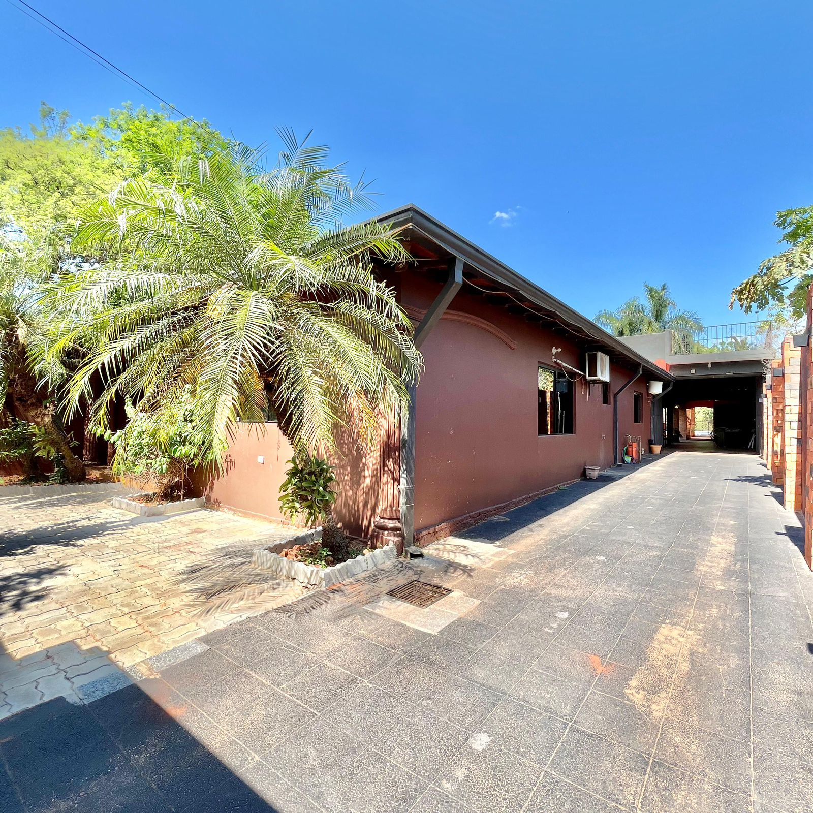 VENDO HERMOSA CASA EN CAPIATA TODA EN PLANTA BAJA. Ref #GD340E - infocasas.com.py