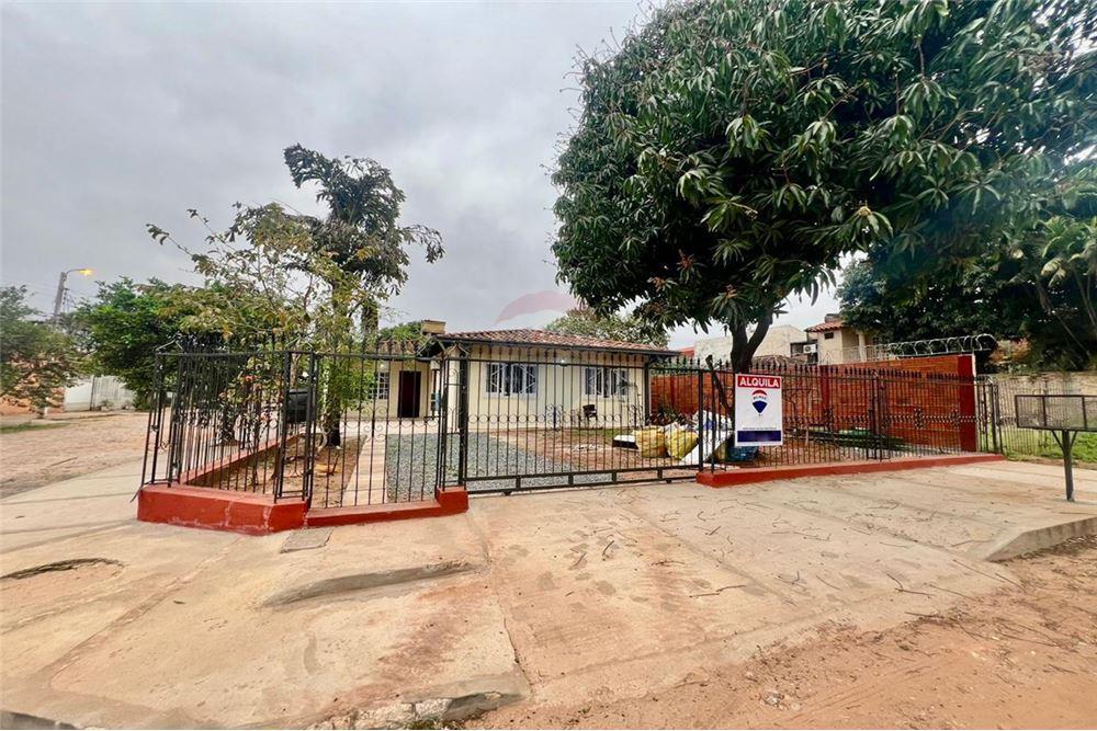 ALQUILO CASA EN PLANTA BAJA DE 3 HABI EN BARCEQUILLO. Ref #KDA35B