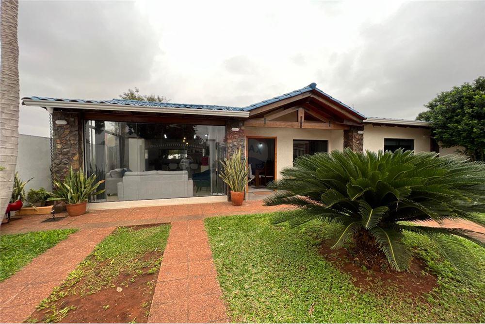 Vendo Hermosa y Moderna Casa Barcequillo San Lorenzo . Ref #T23FBE