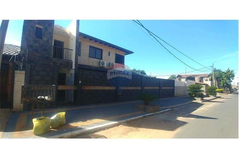 ALQUILO AMPLIA CASA CON PISCINA EN FERNANDO DE LA MORA.. Ref #P396CA - infocasas.com.py