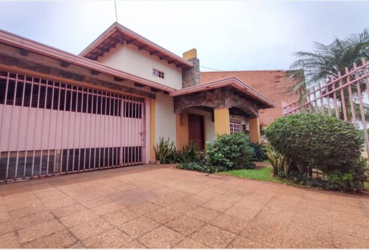Vendo Casa en Barrio Tres Bocas de Villa Elisa. Ref #BAB4EA - infocasas.com.py