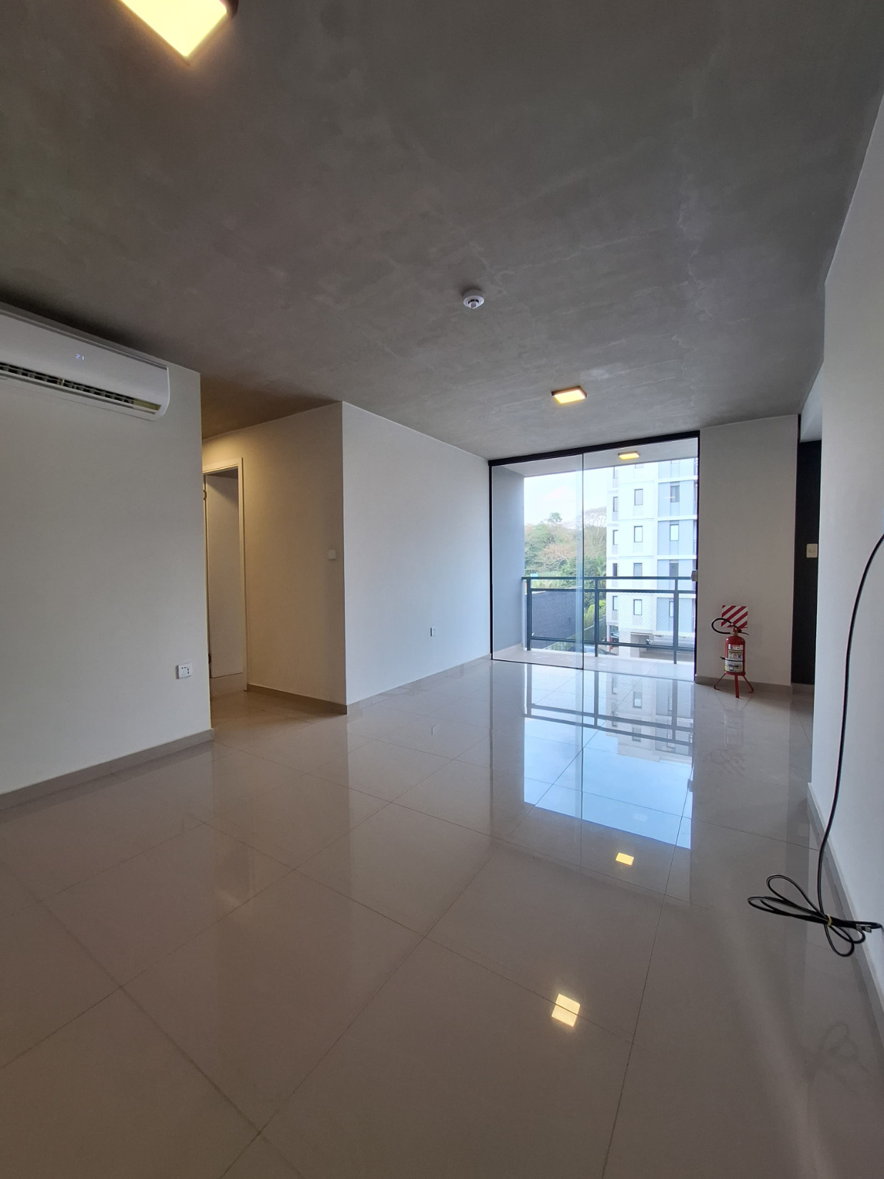 alquilo departamento de 3 habitaciones en insignia. Ref #J78F5B - infocasas.com.py