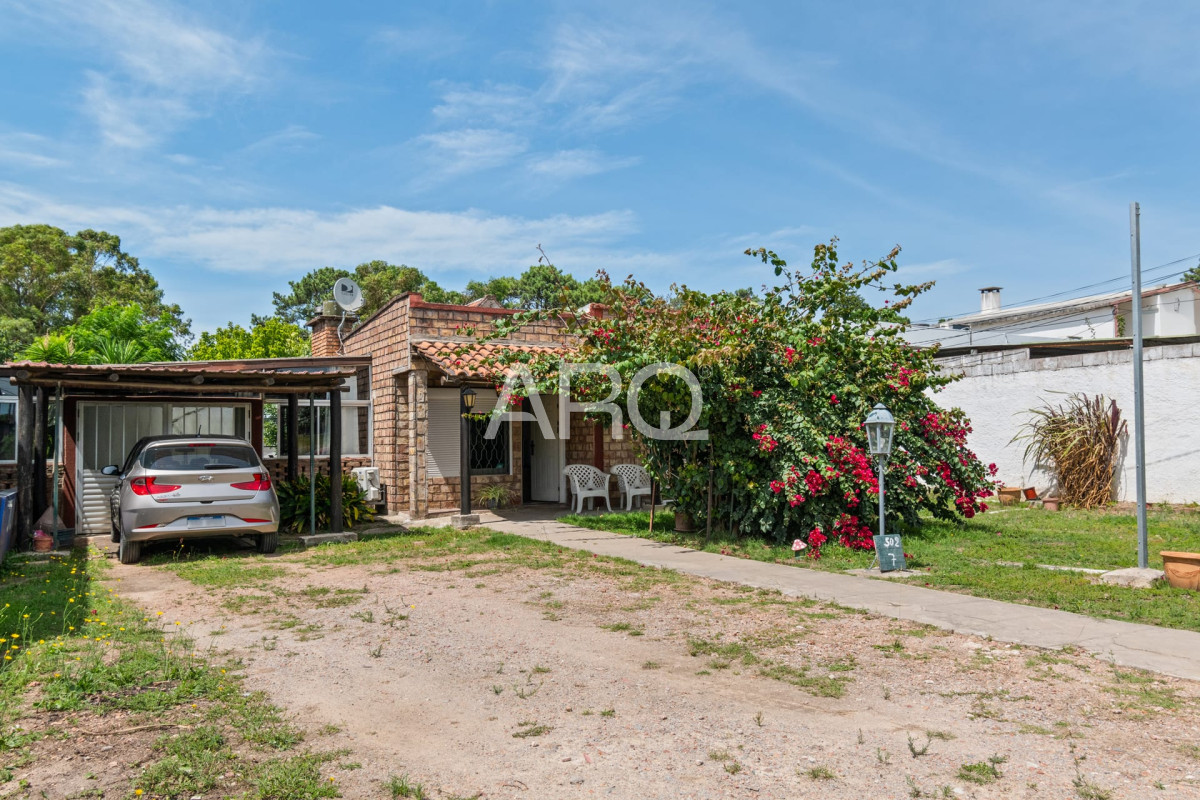 Casa Lomas de Solymar. Ref #B50BC6