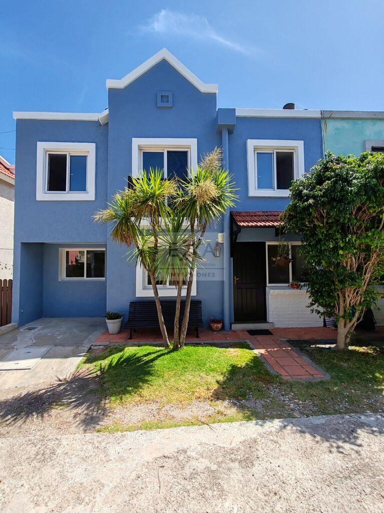 Casa de 3 dormitorios en Lagomar. Ref #O405DF - infocasas.com.uy