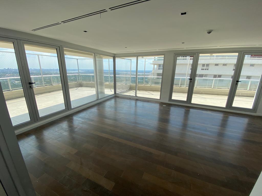 EN ALQUILER AMPLIO, HERMOSO Y LUJOSO PENTHOUSE PALACIO DE LOS PATOS ...