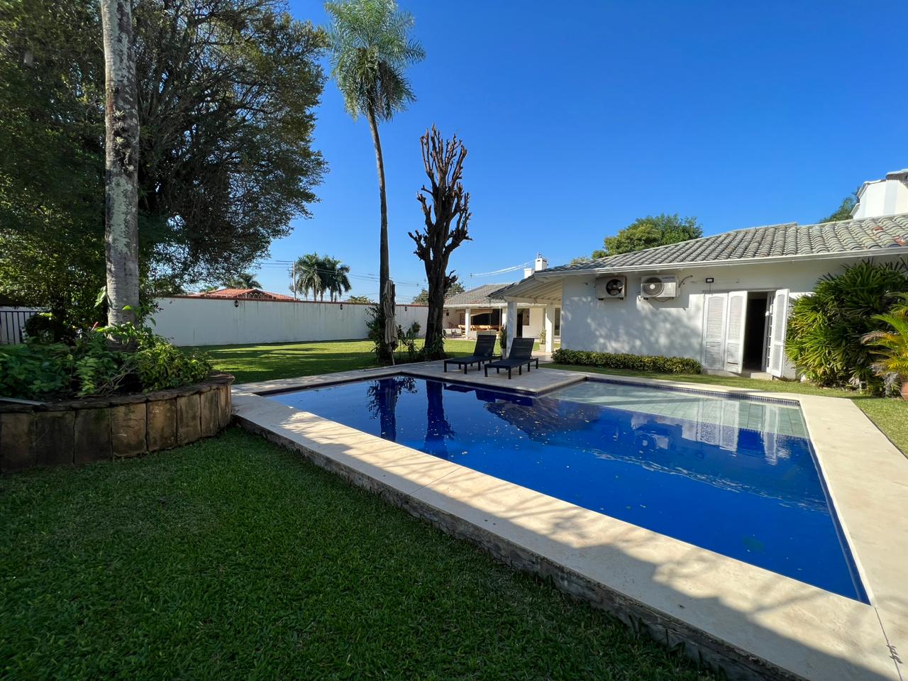 Vendo casa en planta baja en mburucuya . Ref #JF9462