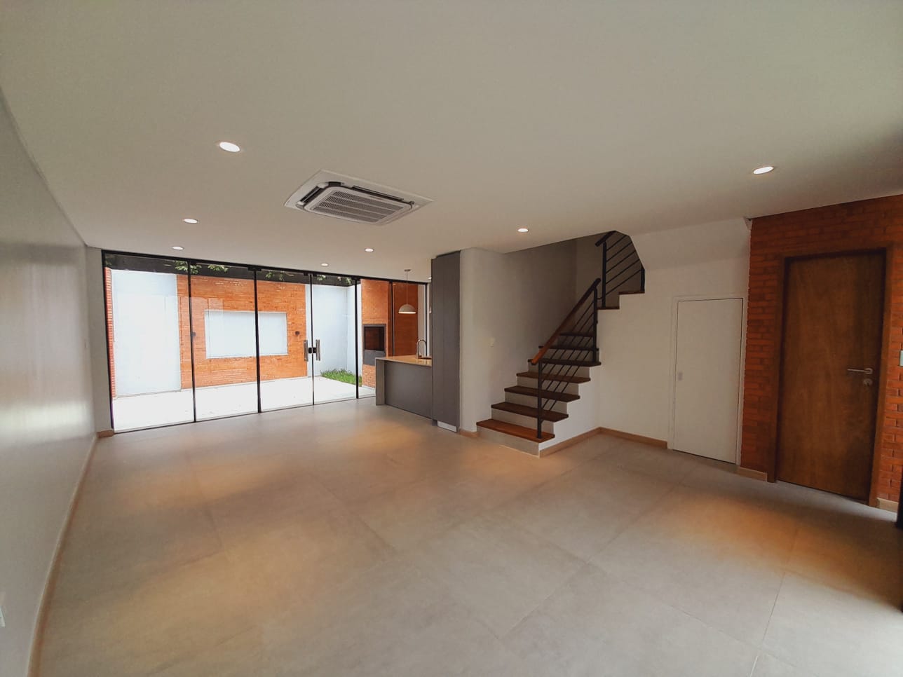 ALQUILO DÚPLEX A ESTRENAR EN FERNANDO DE LA MORA Z/ NORTE!!. Ref #MCA0C7 - infocasas.com.py