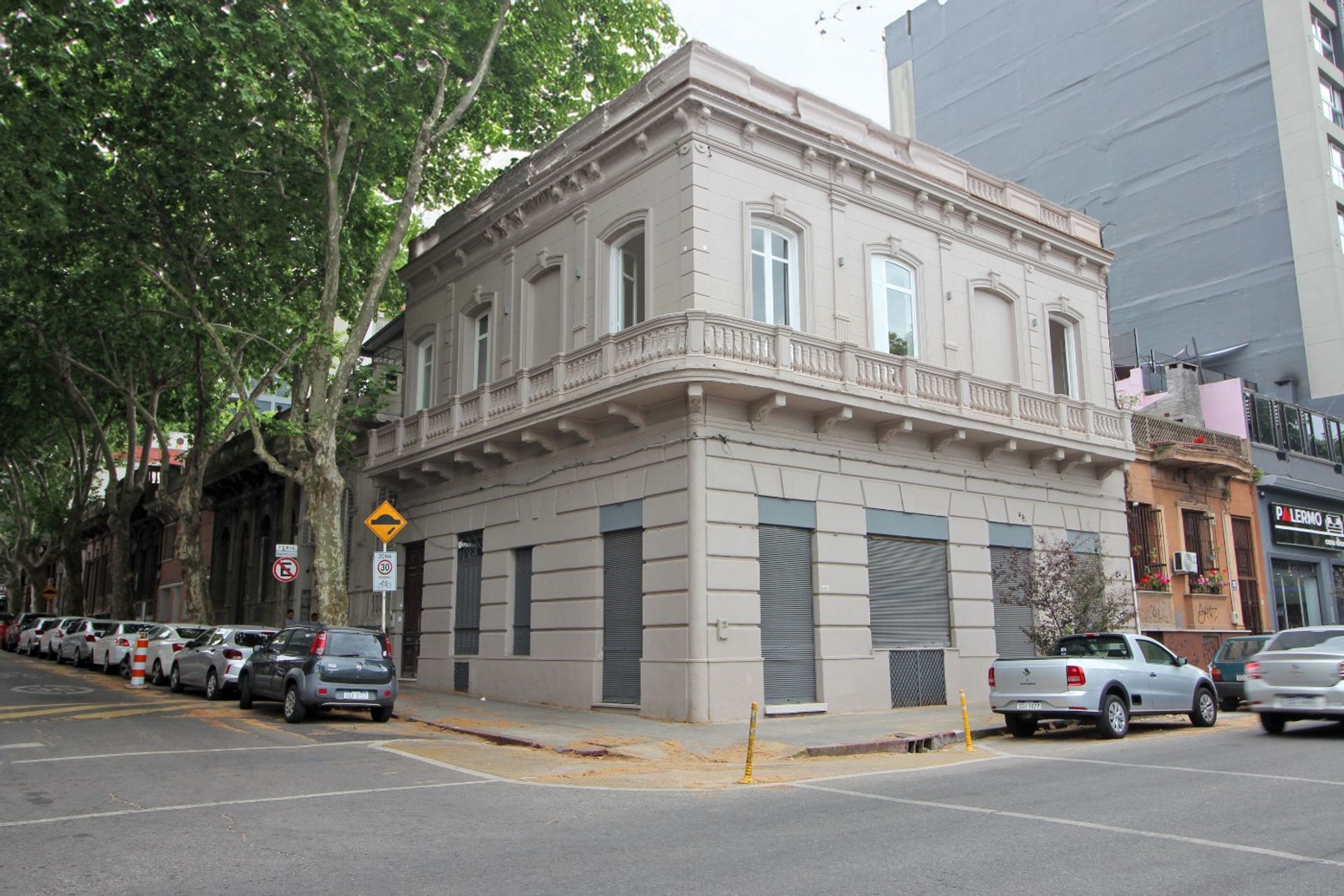 Alquiler Edificio padrón único en Palermo. Ref #CD063D