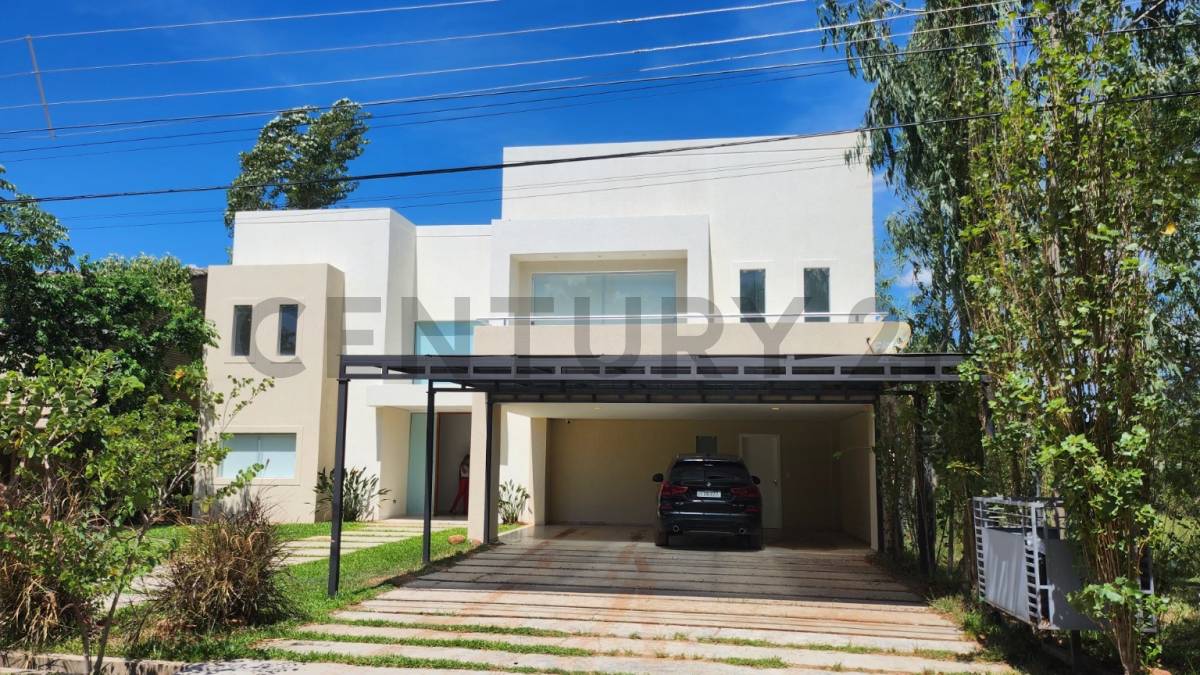 ALQUILO CASA DE LUJO 3 DORMITORIOS CON 550 m2 y 1300 m2 de Terreno EN SURUBI'I. Ref #YC5681 ...
