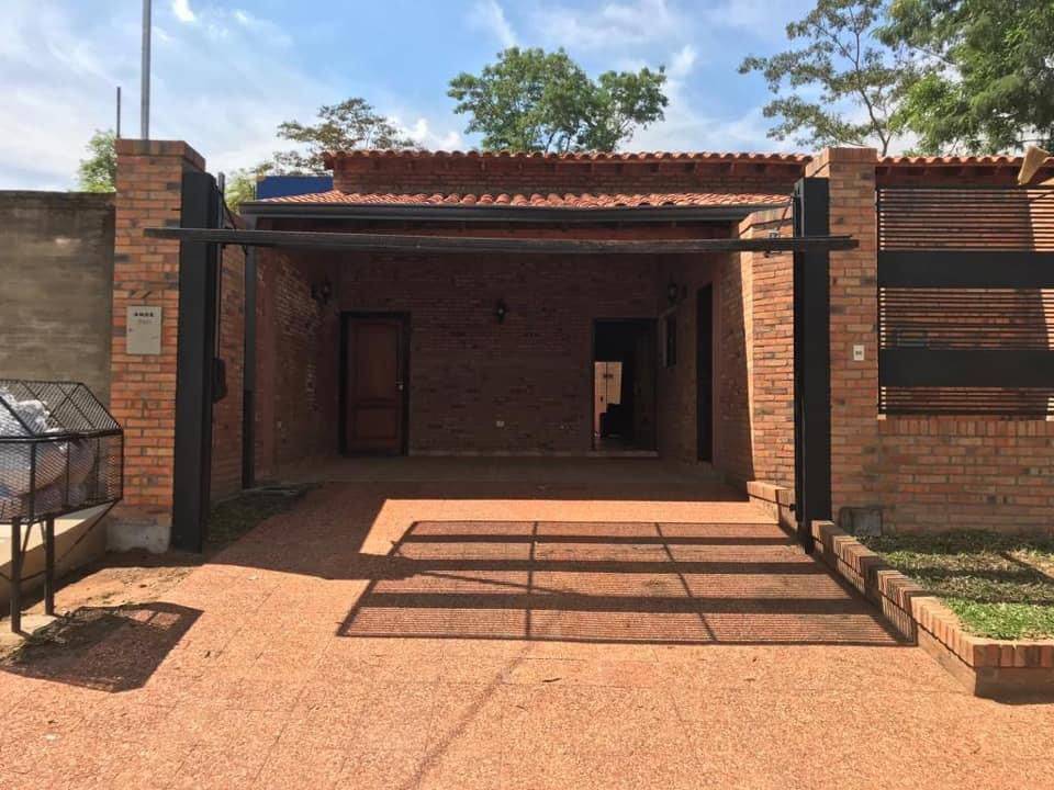 ALQUILO DUPLEX EN LAMBARE, ZONA COLEGIO SEK. Ref #U075F4 - infocasas.com.py