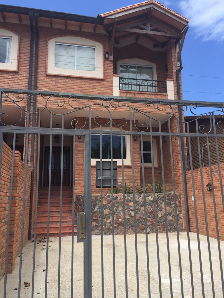 ALQUILO Duplex amplio, z/ Manora A pasos del colegio americano. Ref #J55FC - infocasas.com.py