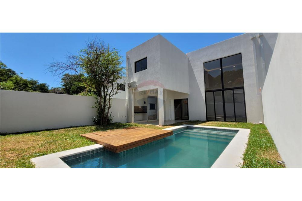 Alquilo hermoso dúplex en Luque . Ref #C55F1A - infocasas.com.py