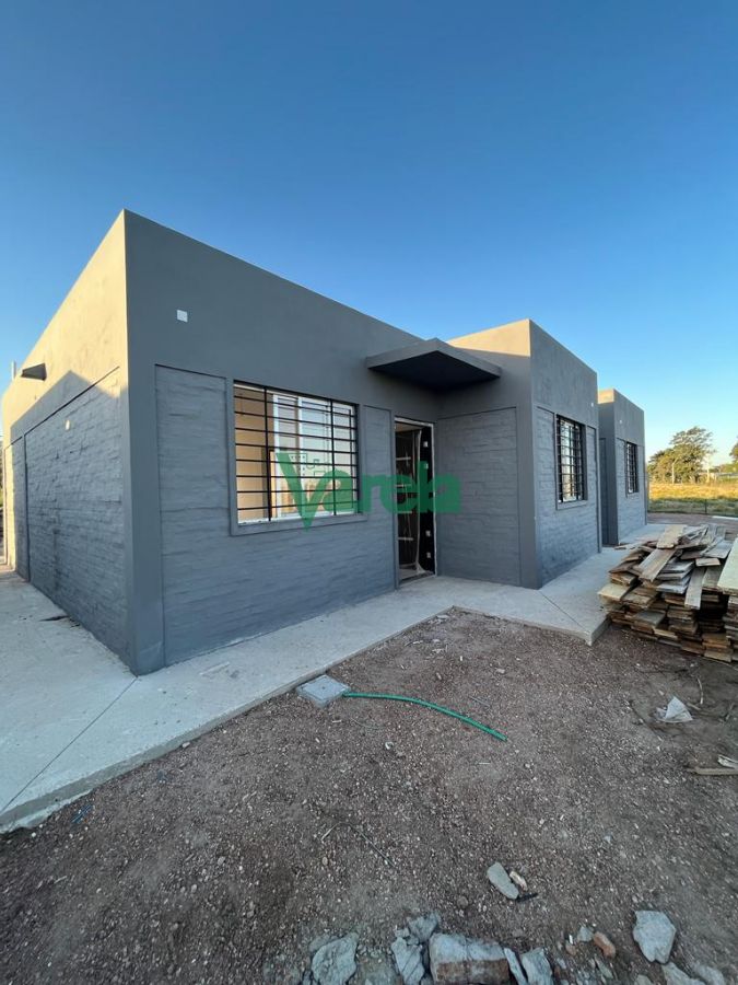 Casa a estrenar en Lagomar construcción tradicional. Ref #D425A8 - infocasas.com.uy