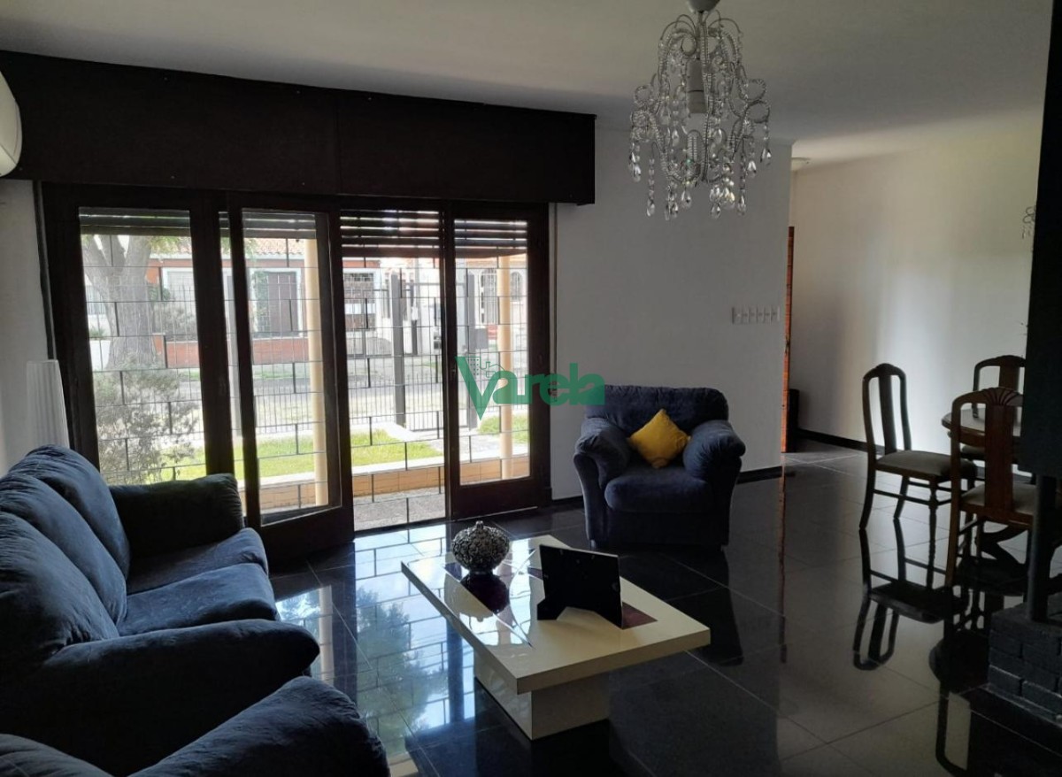 venta casa 3 dormitorios 2 baños garage fondo barbacoa reciclada prado. Ref #V2FF9C - infocasas ...