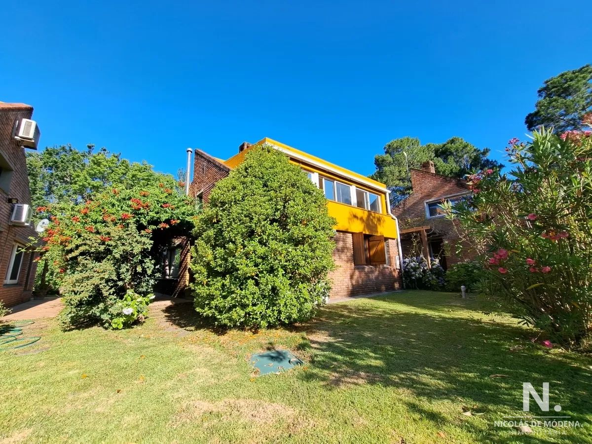 Casa de 3 dormitorios en Punta Ballena , Punta del este , Maldonado. Ref #M1903B - infocasas.com.uy