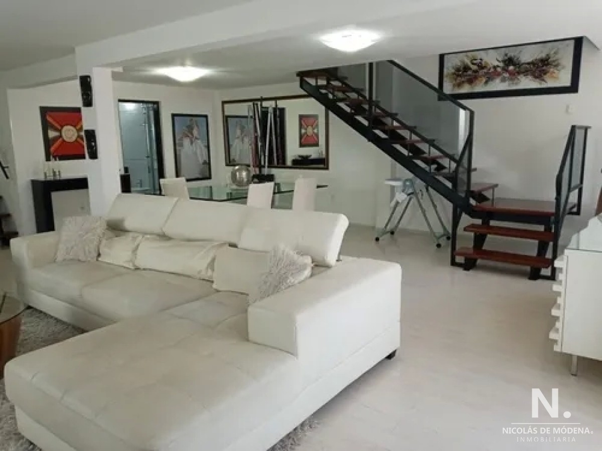 Vendo casa de 4 dormitorios,3 baños y piscina climatizada. La Sonrisa, Maldonado.. Ref #Q43E6C ...