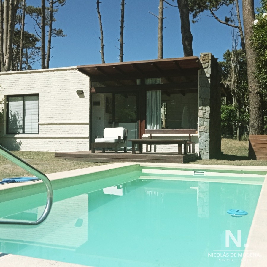 Casa en Alquiler de 3 dormitorios en La Barra, Maldonado. Ref #Q11637 - infocasas.com.uy