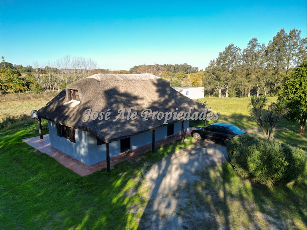 EN ALQUILER CASA EN LAGUNA DE LOS PATOS, COLONIA. Ref #E929B6