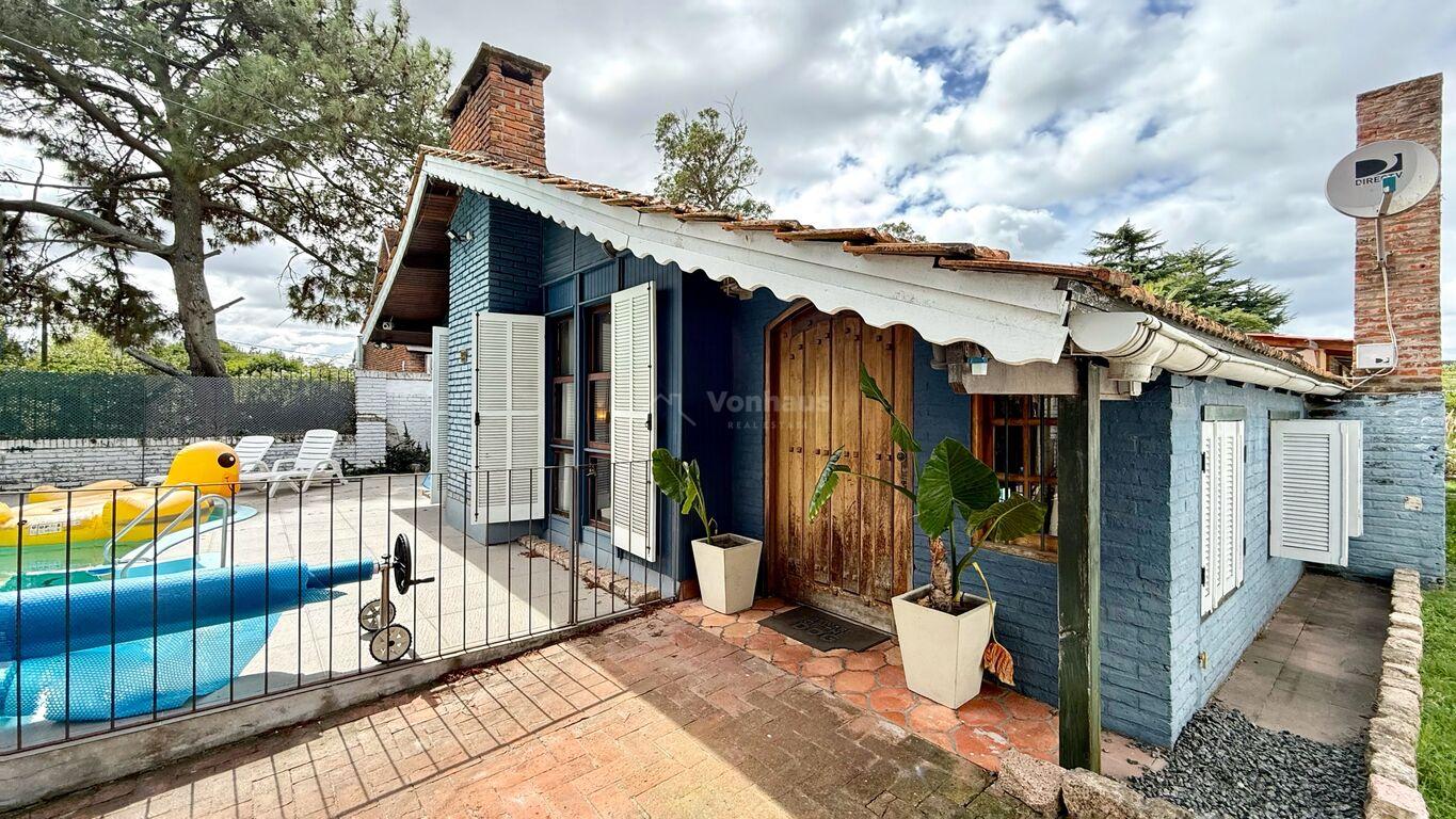 Casa en Venta Parque Miramar, 3 dormitorios, Piscina. Ref #D6894F