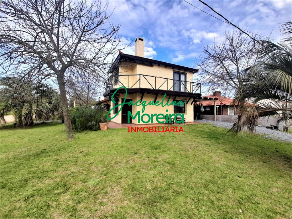 CASAS DEL MAR - Excelente inversión, 3 impecables construcciones en un mismo padrón a pasos del ...