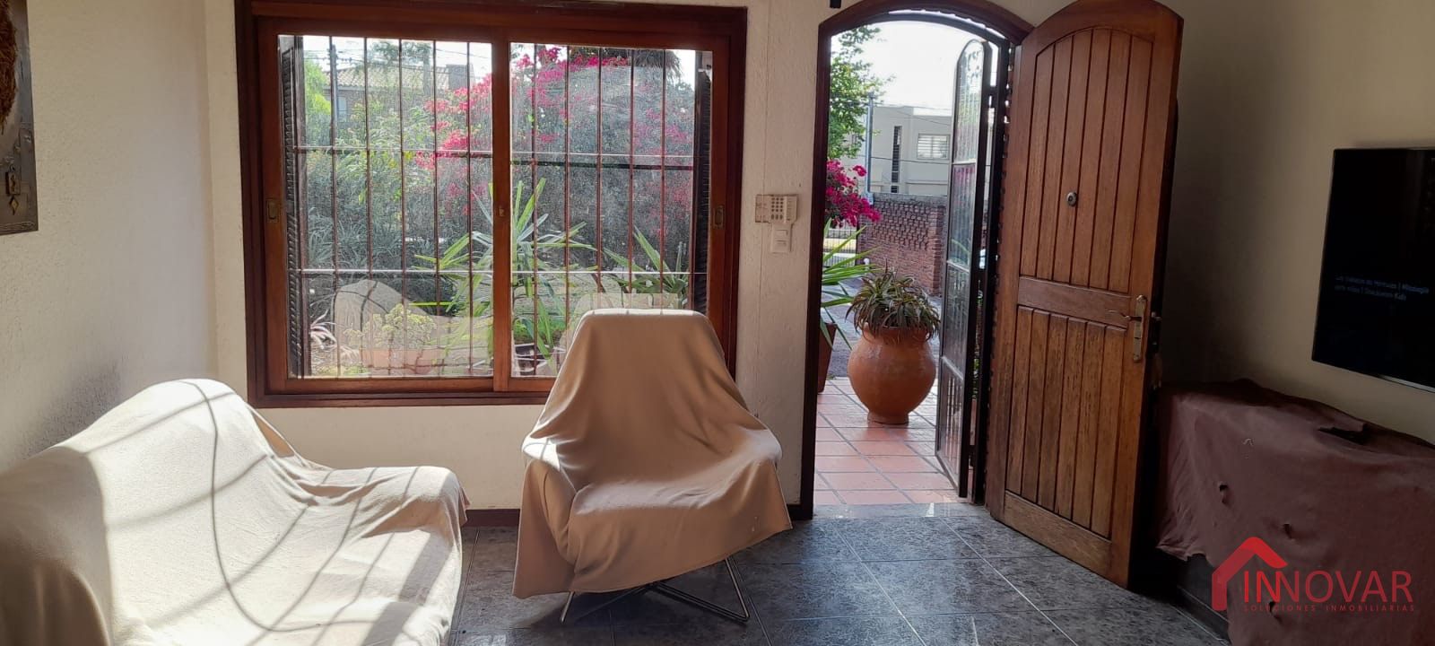 Casa en venta de 2 dormitorios c/ cochera en Punta Gorda. Ref #W507A7 - infocasas.com.uy