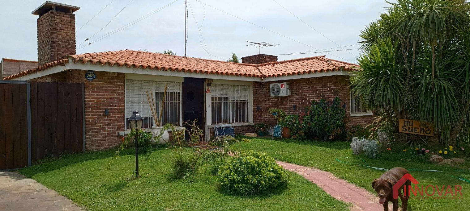 Casa en venta de 4 dormitorios c/ cochera en Atlántida. Ref #T3113A