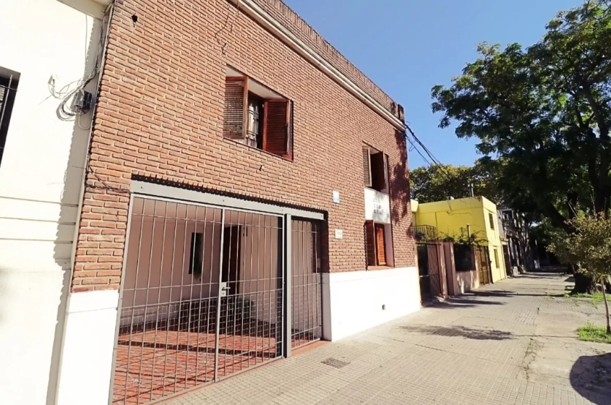 Venta Casa 3 Dormitorios Atahualpa con Azotea y Patio. Ref #TA6CB7 - infocasas.com.uy