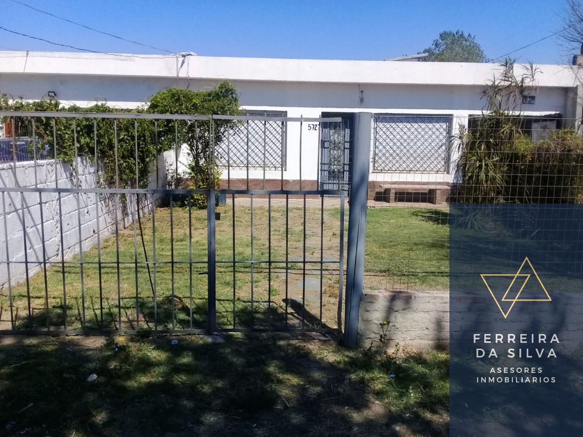 Casa en venta de 2 dormitorios c/ cochera en Casavalle. Ref #Y9A53A - infocasas.com.uy
