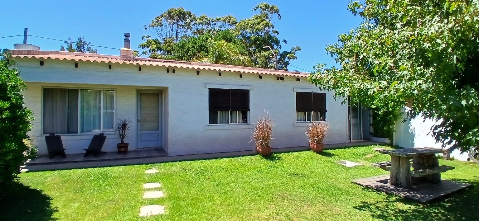 Venta casa en La Coronilla de 2 dormitorios, con patio grande.. Ref #OA0F50 - infocasas.com.uy