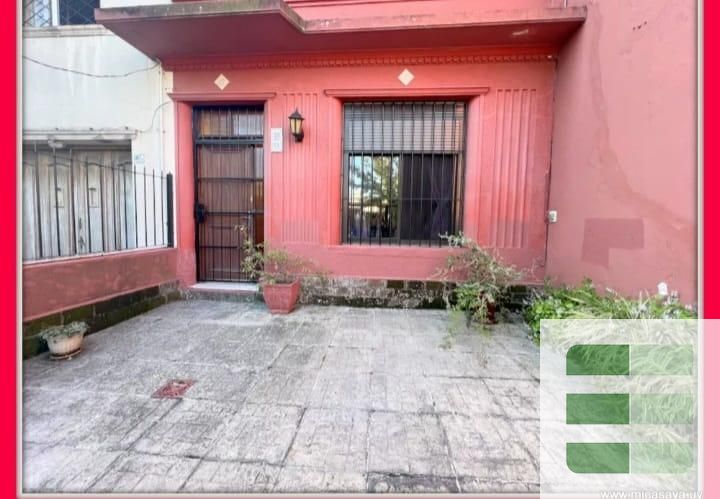 Casa en venta de 2 dormitorios c/ cochera en Pocitos. Ref #NE4B76 - infocasas.com.uy