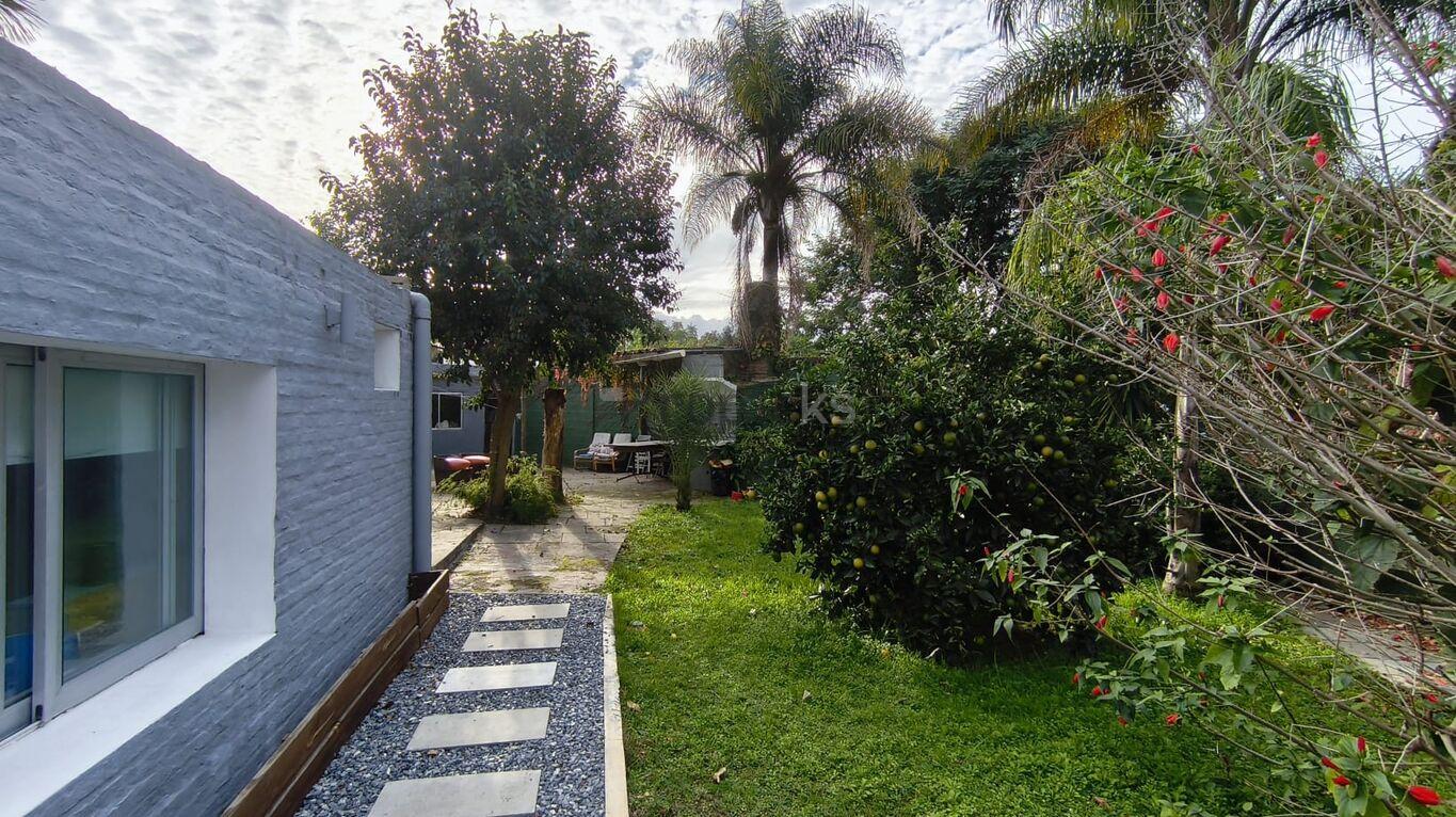 Venta Casa + Apartamento Lagomar Sur. Ref #S76B5A