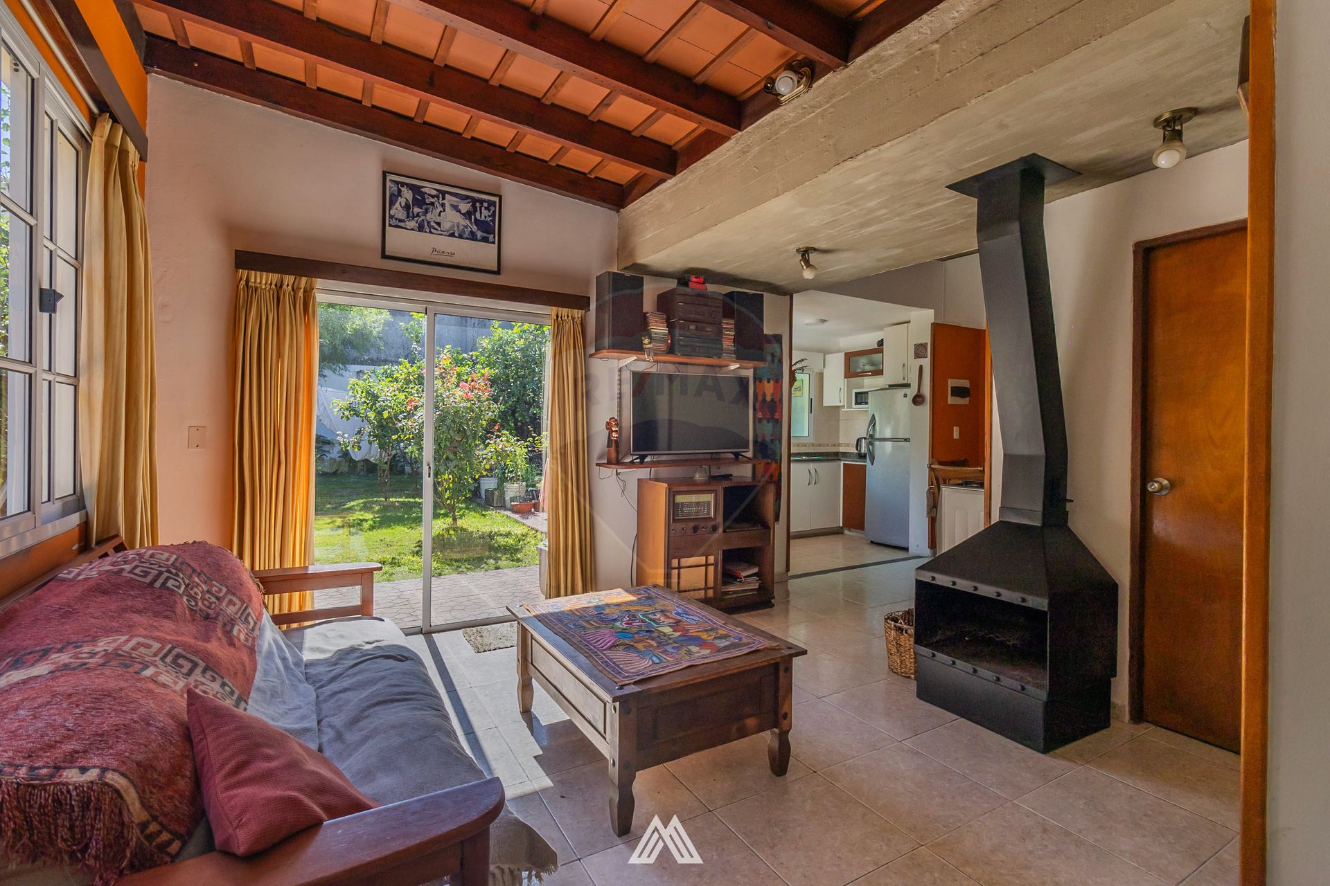 VENTA CASA 3 DORMITORIOS Y COCHERA LA BLANQUEADA. Ref #V78C09 - infocasas.com.uy