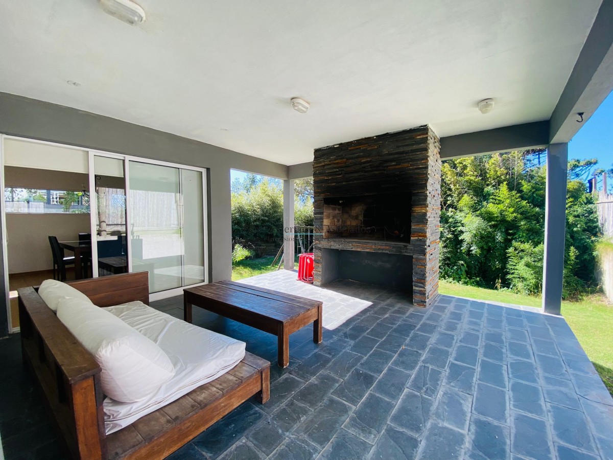 Casa en Venta en Punta Piedras, Manantiales.. Ref #IB75DA - infocasas.com.uy