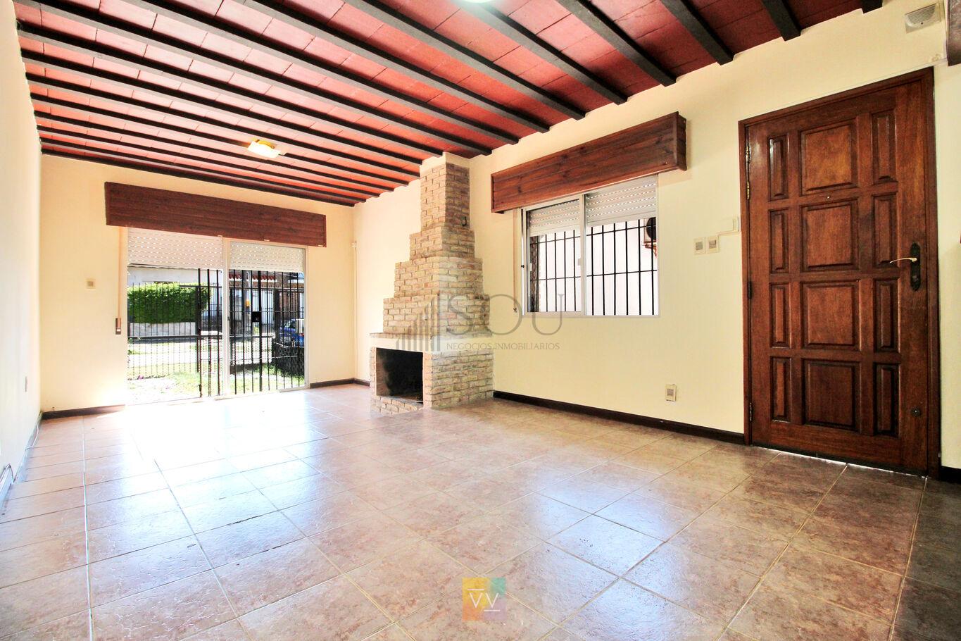 Venta Casa 2 Dormitorios y Cochera Malvín. Ref #O46E57 - infocasas.com.uy