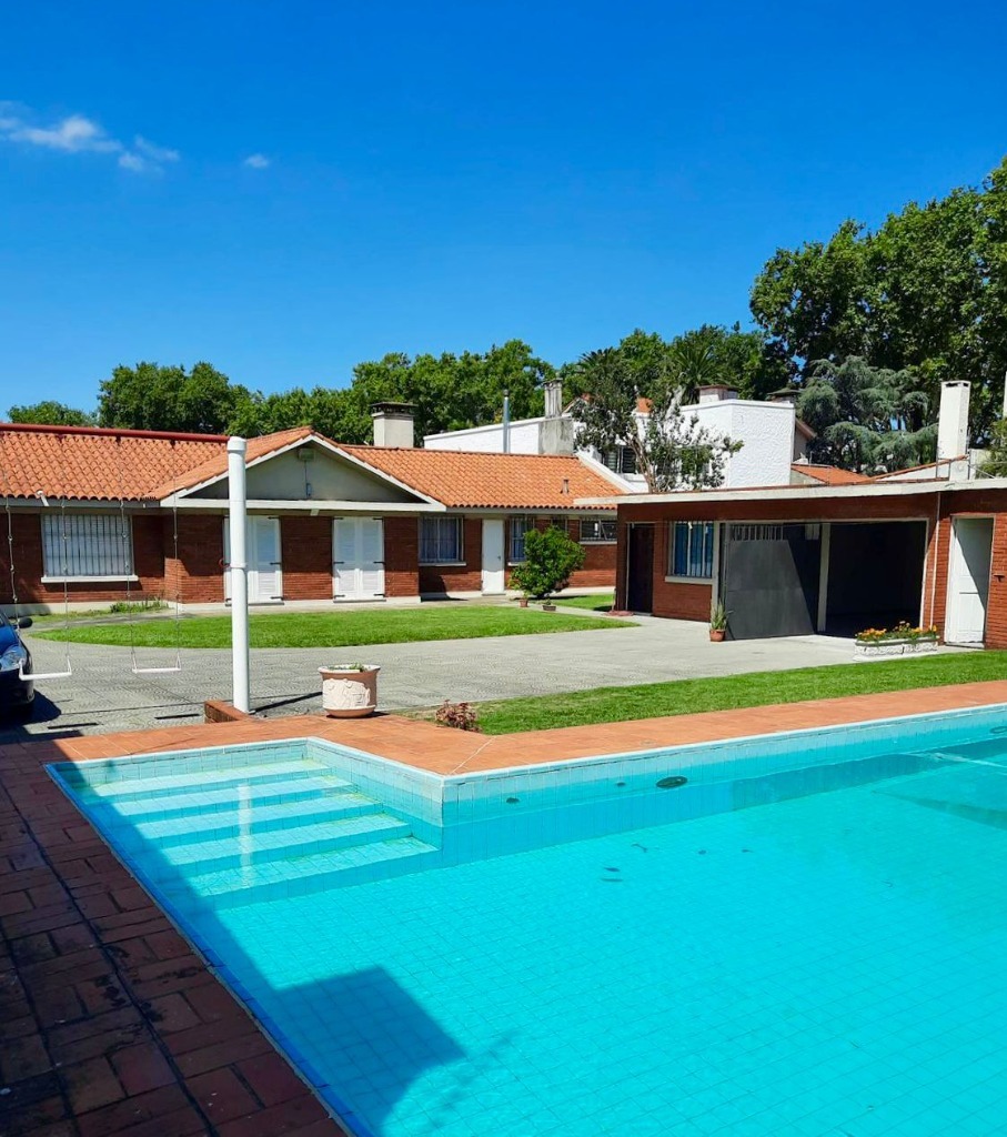 Exclusiva casa en el Prado 1.251 m2 con 5 DORM-PISCINA-BARBACOA- IDEAL. Ref #V2CA4A