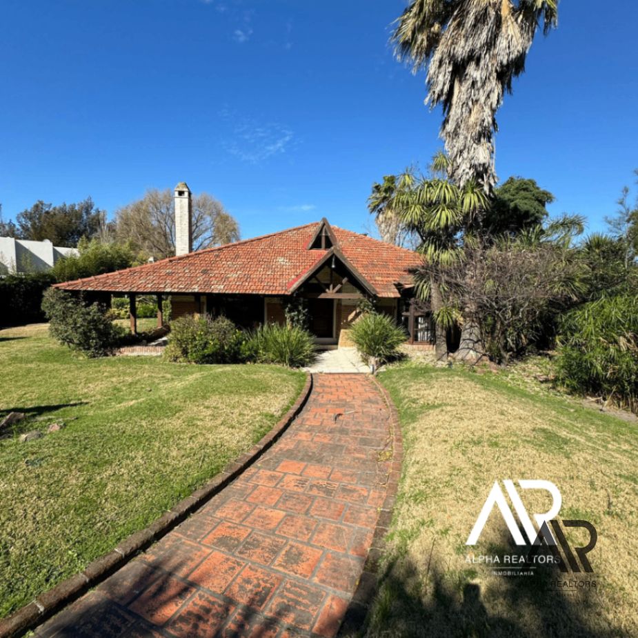 Venta Casa 3 Dormitorios, 3 Baños, Barbacoa Y Piscina. Ref #QCD9BA - infocasas.com.uy