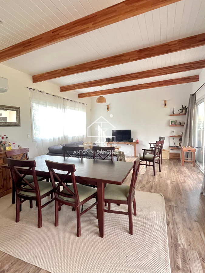 Alquiler casa 3 dormitorio Punta Del Este. Ref #GFB5DD