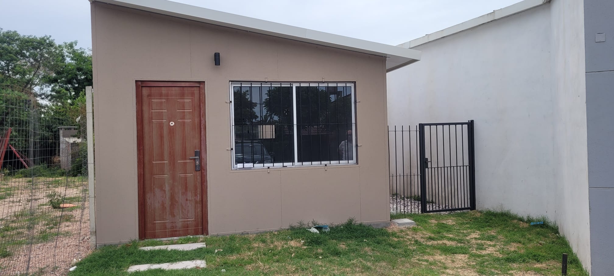 Casa en alquiler Solymar a pasos de Av. Giannattasio. Ref #CBCC85