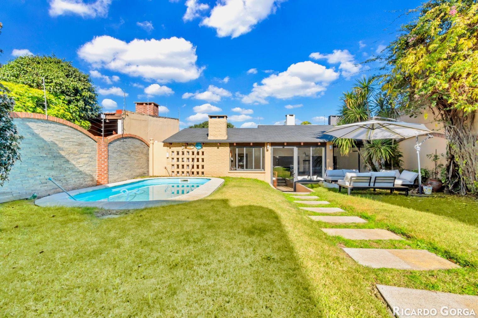 Venta Magnifica Residencia 3/4D Piscina Bbcoa Cocheras-la mejor zona del Prado. Ref #W8D0F0 ...