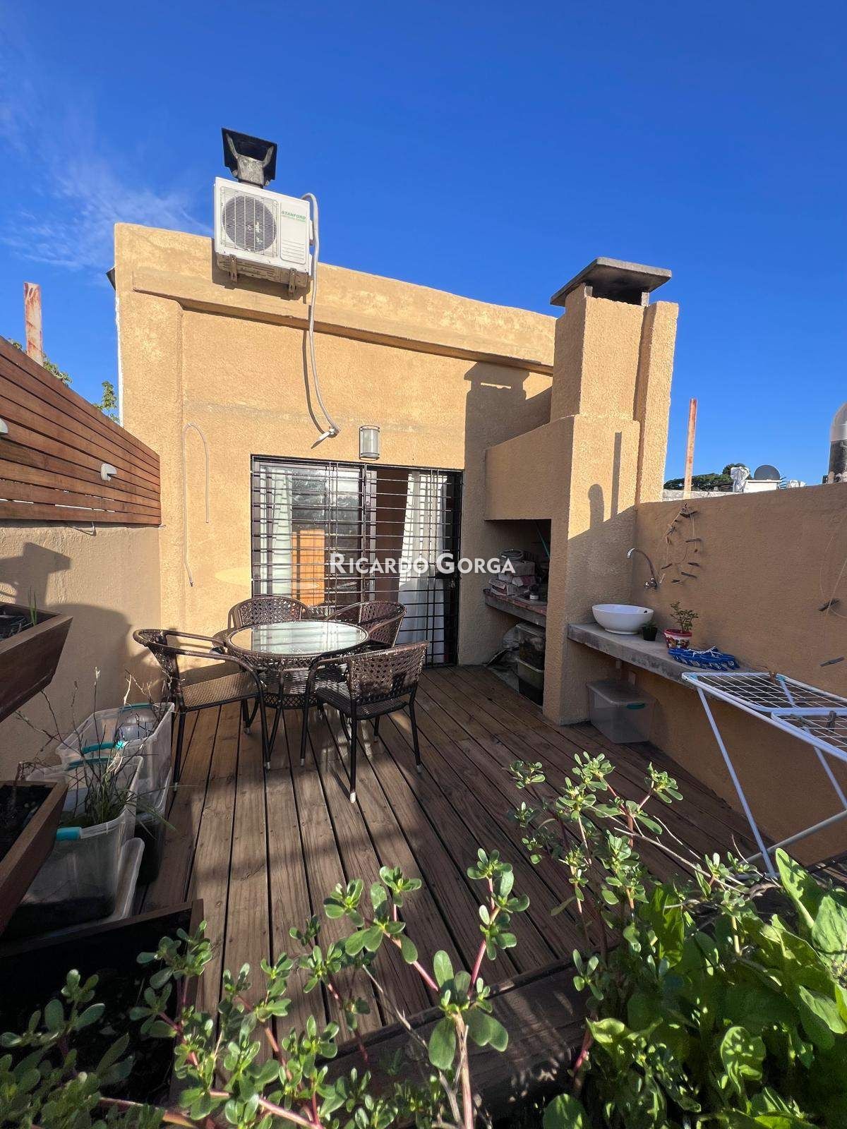 Casa en venta de 3 dormitorios Terraza c/parrillero y cochera en Atahualpa. Ref #LEAB5D