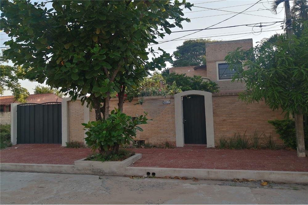 Alquilo Casa en Fdo Zona Norte. Ref #Z8C602 - infocasas.com.py
