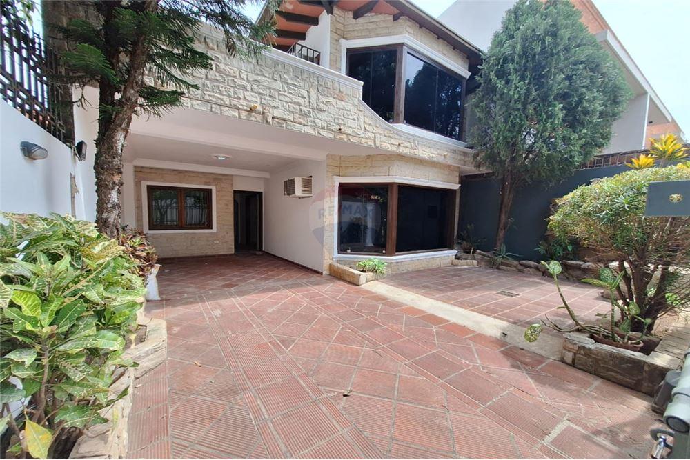 ALQUILO DUPLEX EN RECOLETA . Ref #ME62B8 - infocasas.com.py